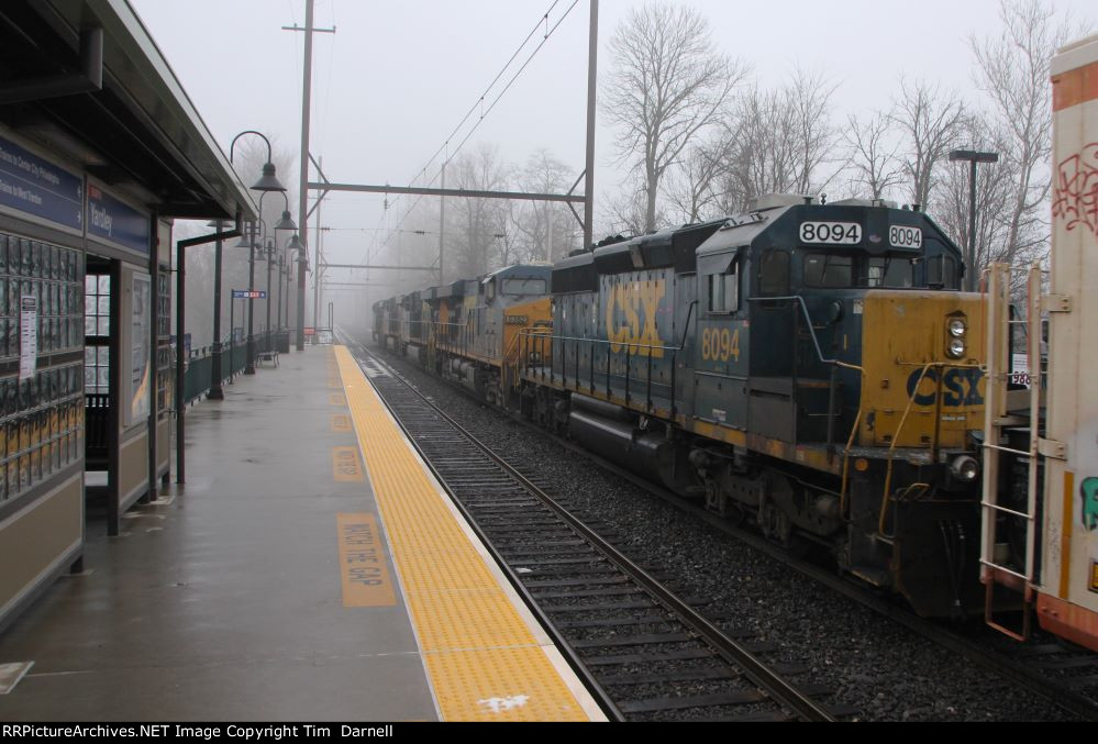 CSX 8094 5th on M404